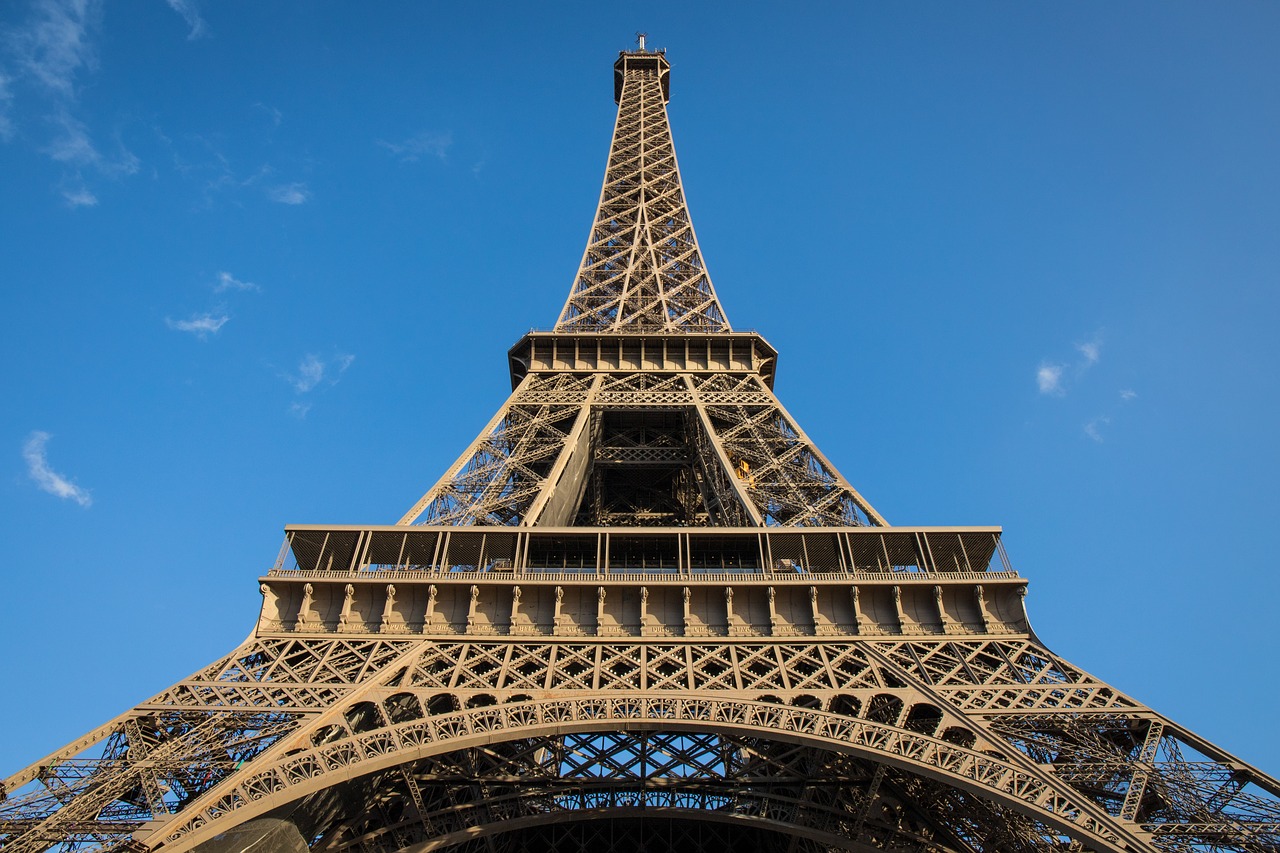 Billets coupe-file pour la tour Eiffel - Vizitoo